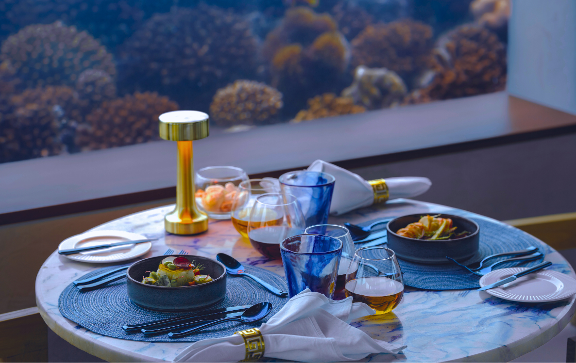 Dining Beneath the Waves: The Maldives’ Stunning Underwater Restaurants ...